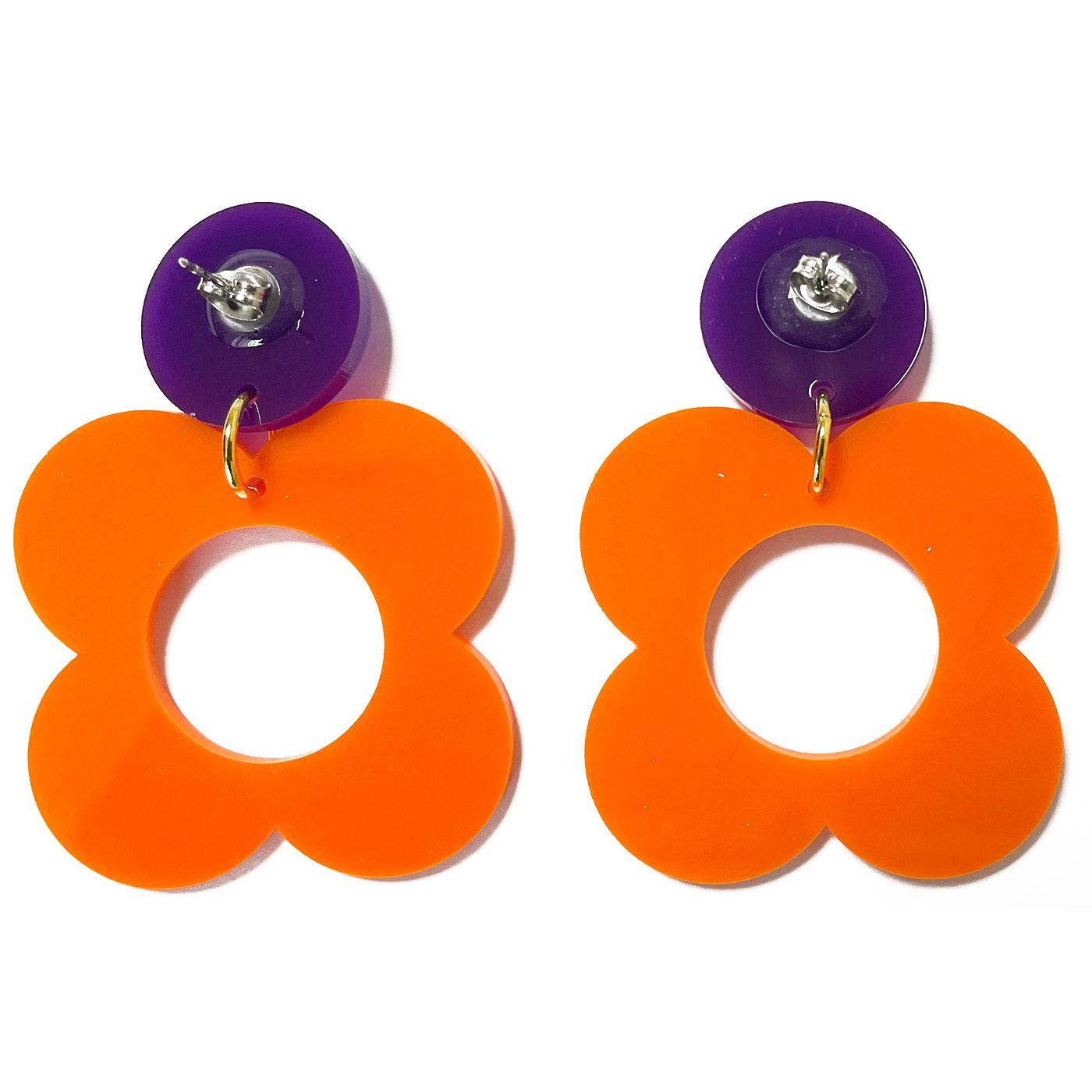 MADCAP x ADA BINKS Honeycomb Cut-Out Daisy Earrings in Orange