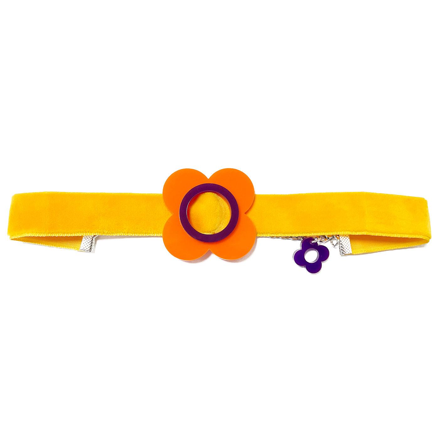 MADCAP x ADA BINKS Jones Retro Daisy Choker in Yellow