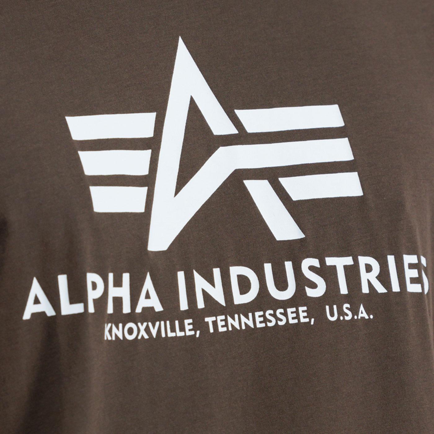 Alpha INDUSTRIES Retro Classic Logo Tee in Black Olive
