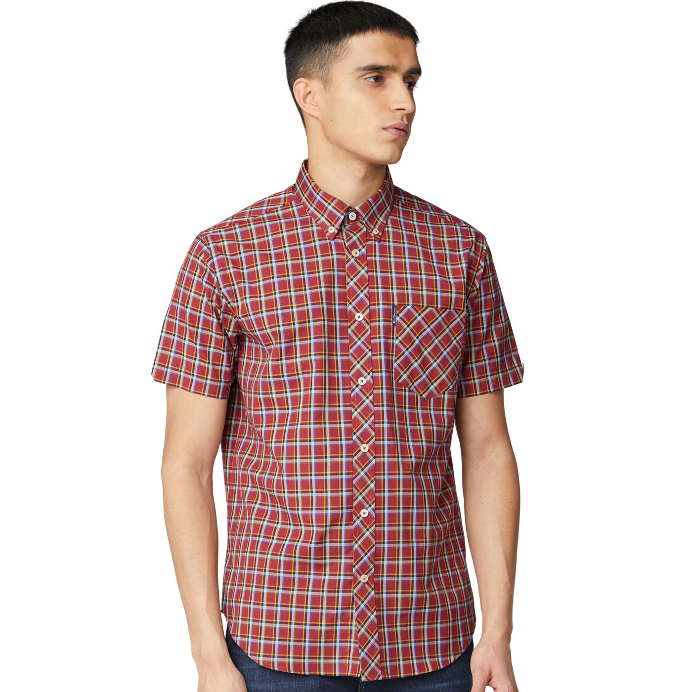 BEN SHERMAN Mod Short Sleeve Classic Check Shirt in Red