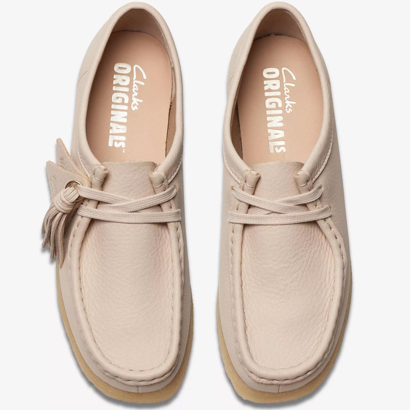 Clarks Originals Wallabee Women Beige leather moccasin shoes
