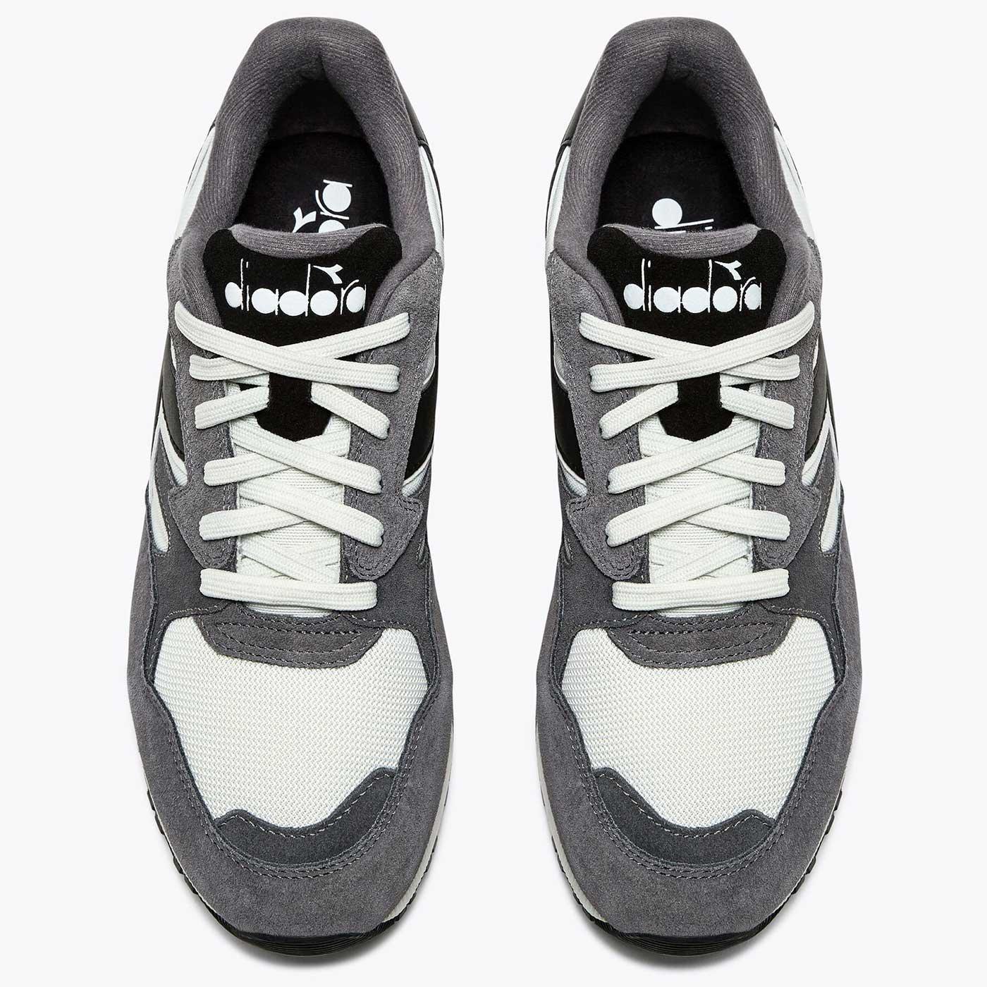 Diadora Retro 90s N902 Suede Trainers Sky Blue Diamond Grey