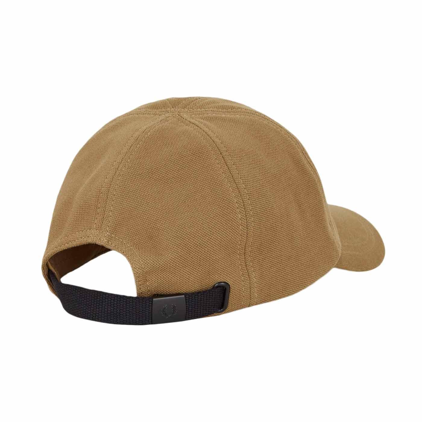 Fred Perry Retro Sports Classic Pique Baseball Cap in Stone