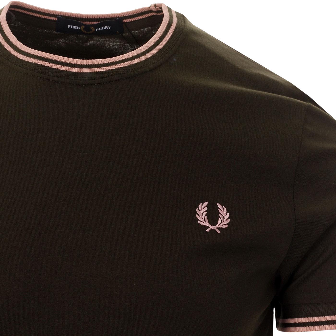 FRED PERRY M1588 Twin Tipped Ringer Tee in hunting Green