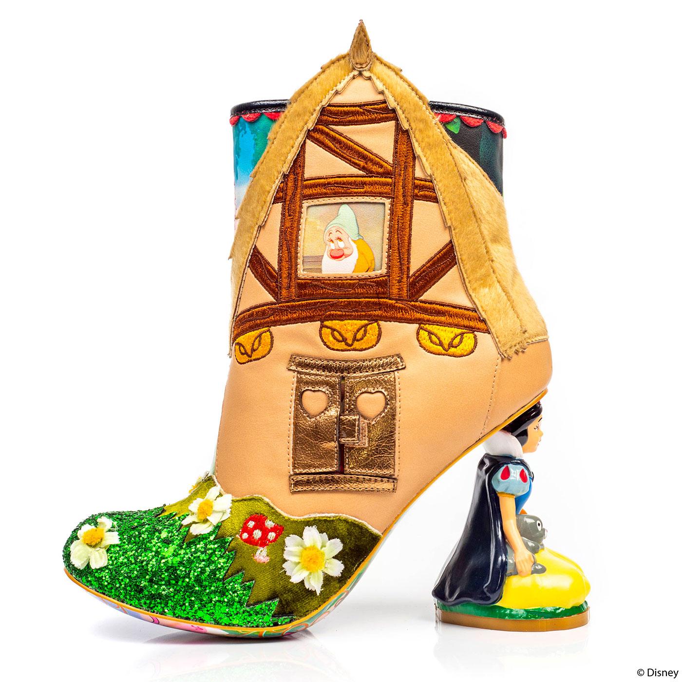 IRREGULAR CHOICE Happily Ever After Snow White Boots