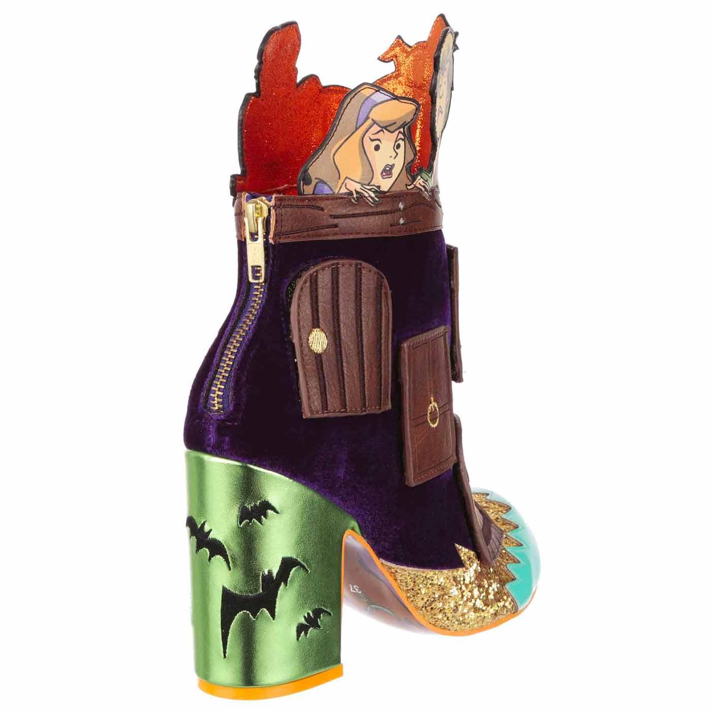 IRREGULAR CHOICE x SCOOBY-DOO Creepy Corridor Boots