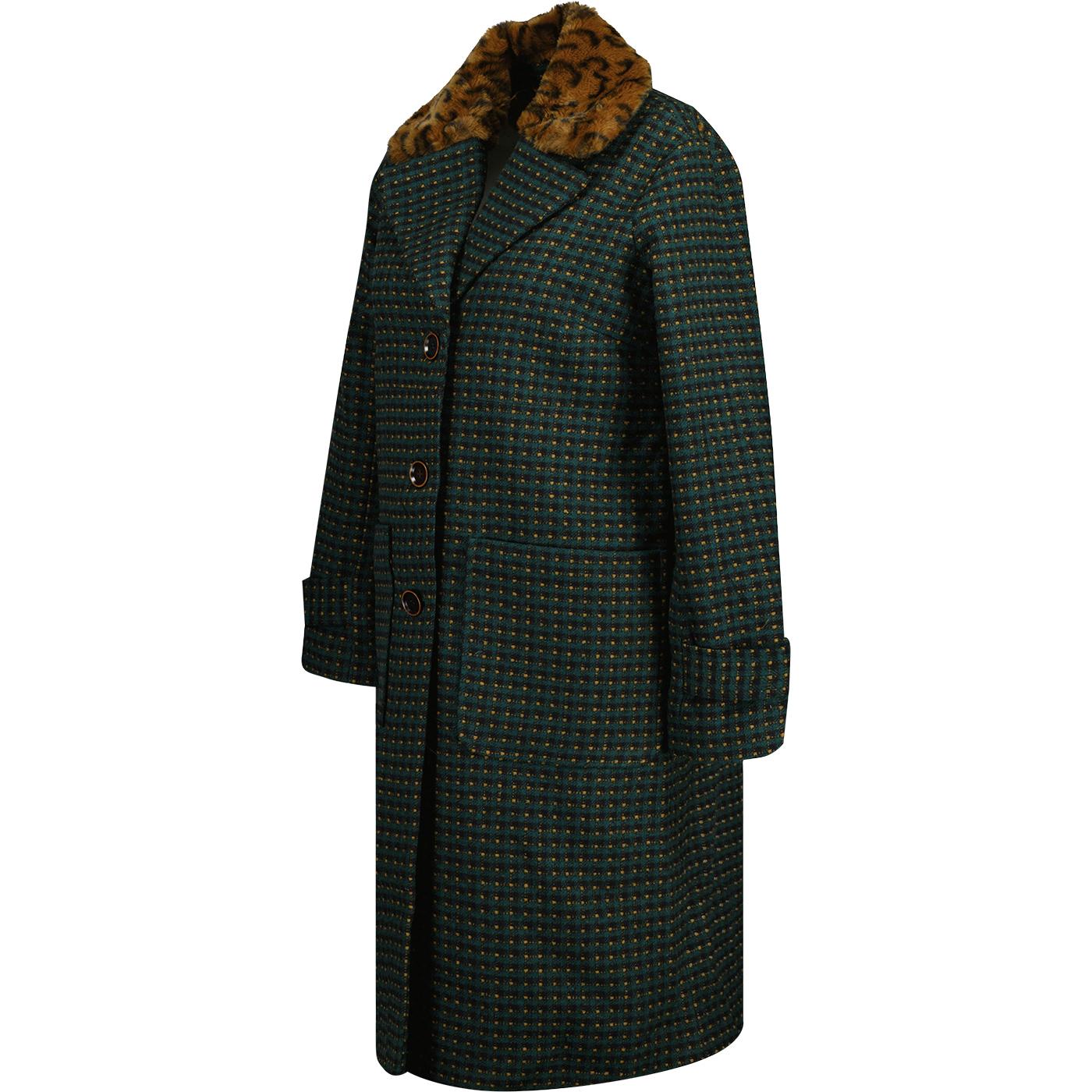 Roskana Louche Retro Cottage Check Midi Coat in Green