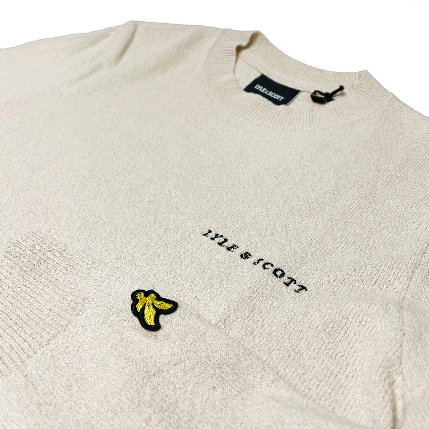 LYLE & SCOTT Retro Boucle Ribbed Crew Neck Jumper in Cove