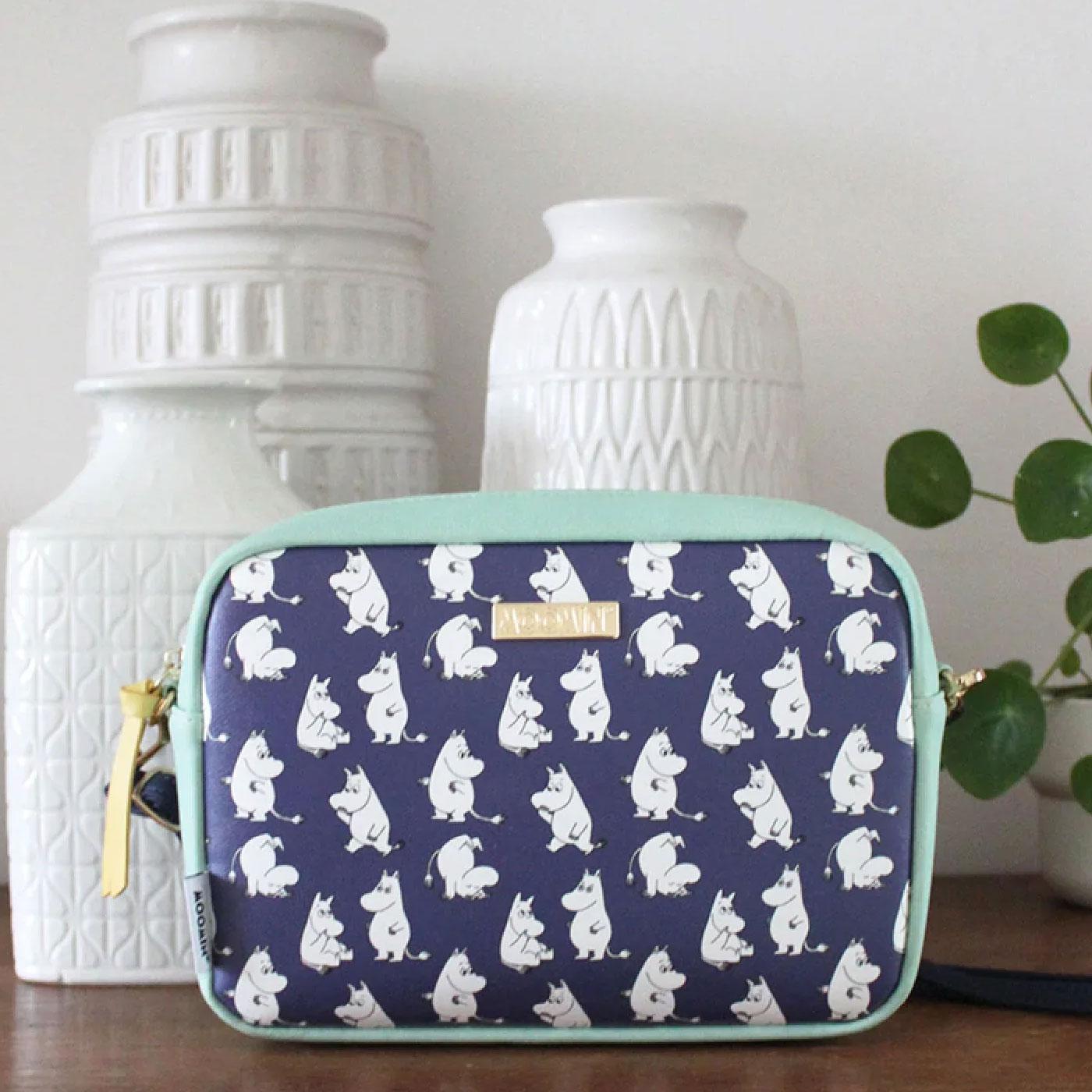 Moomin Repeat Print retro 70s Moomintroll Mini Cross Body Bag