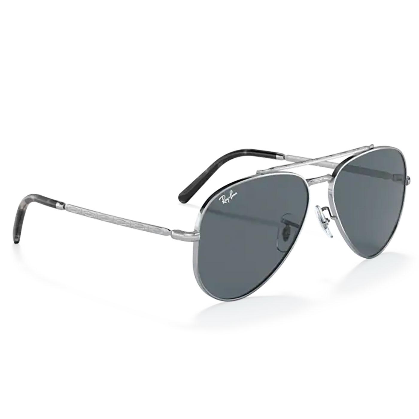 RAY-BAN New Aviator Retro Sunglasses in Silver