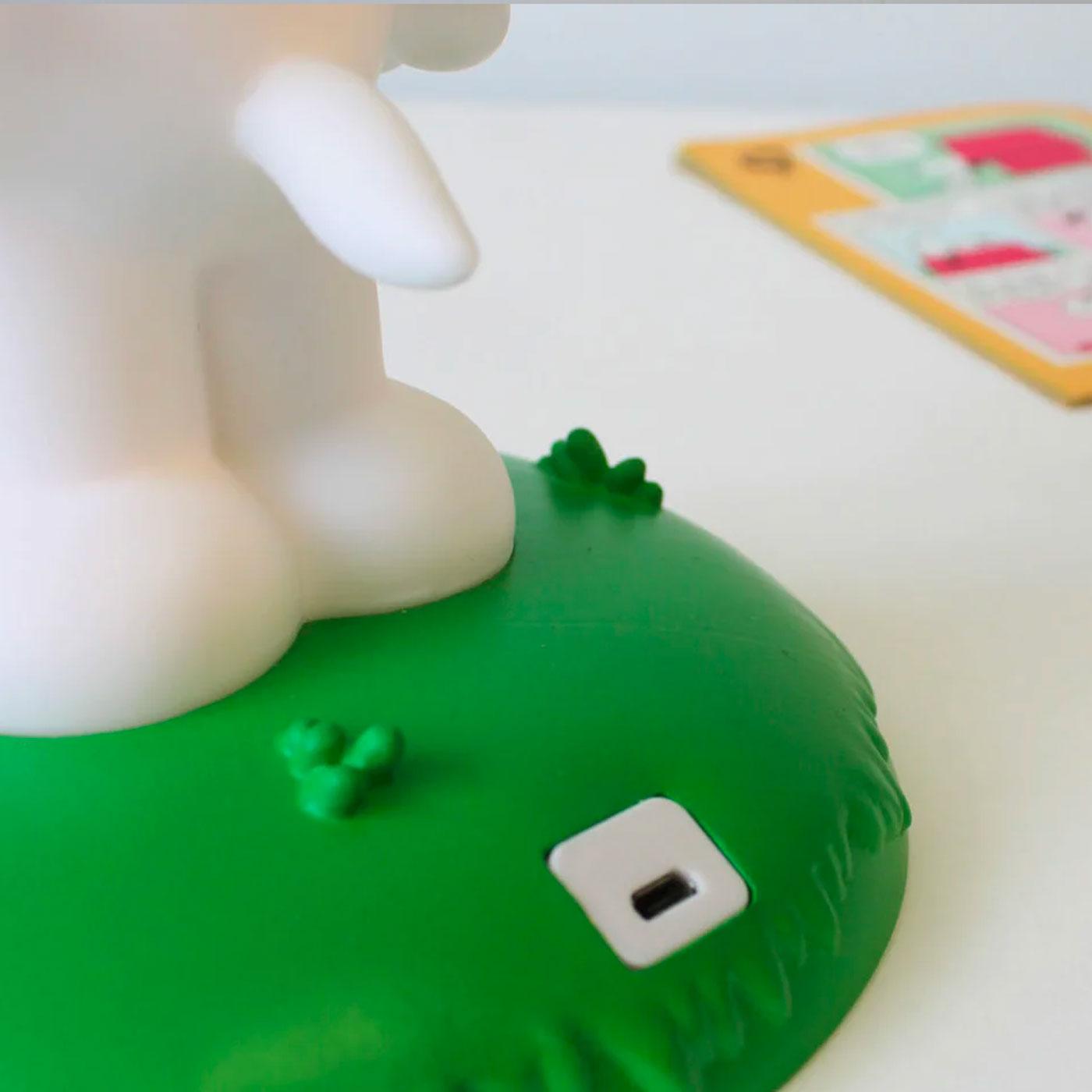 PEANUTS Retro 70s Snoopy Standing Rechargeable LED Light