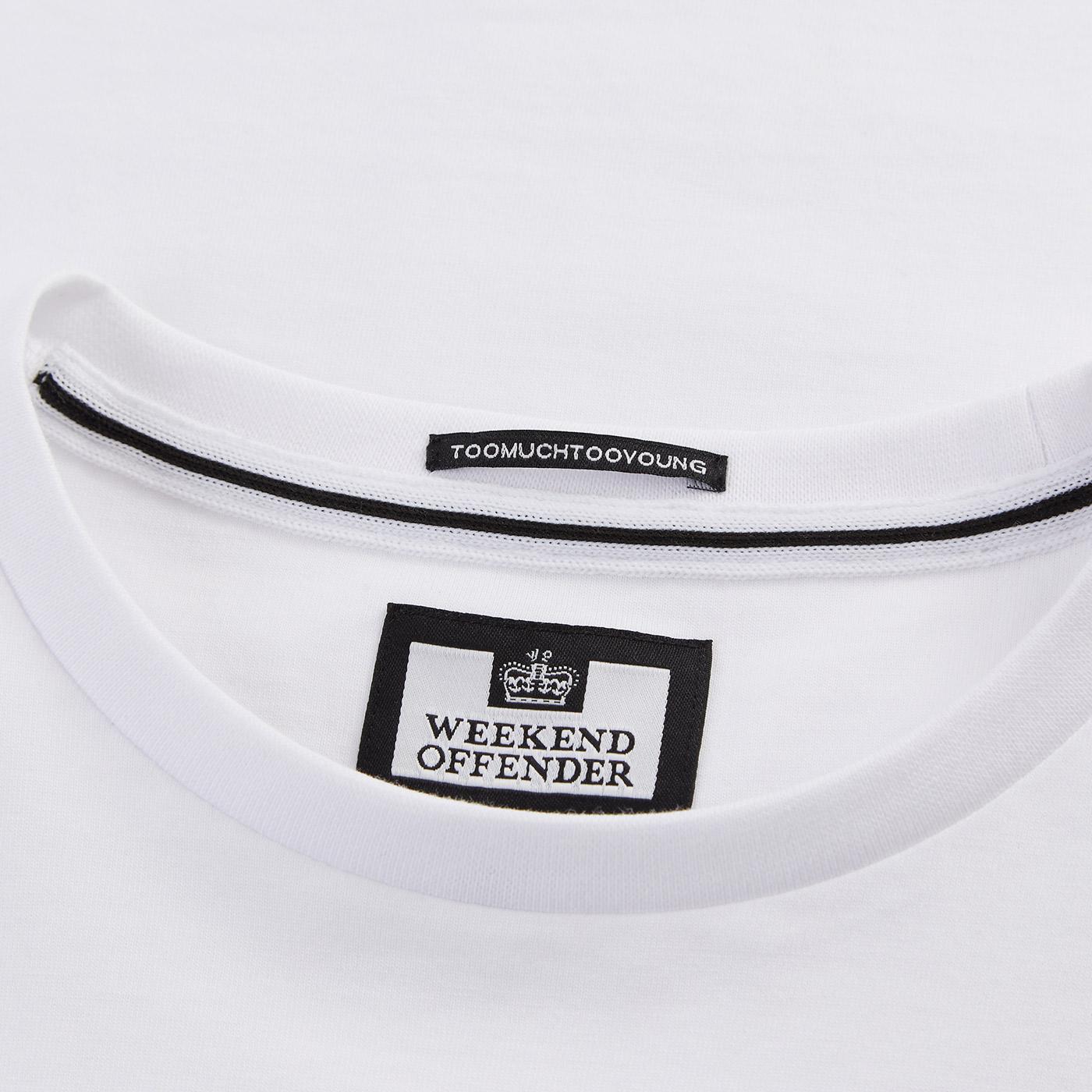 WEEKEND OFFENDER Ultras Retro Casuals Tee in White