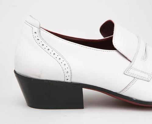 DELICIOUS JUNCTION Marquee | Retro Mod White Winklepicker Loafer Shoes